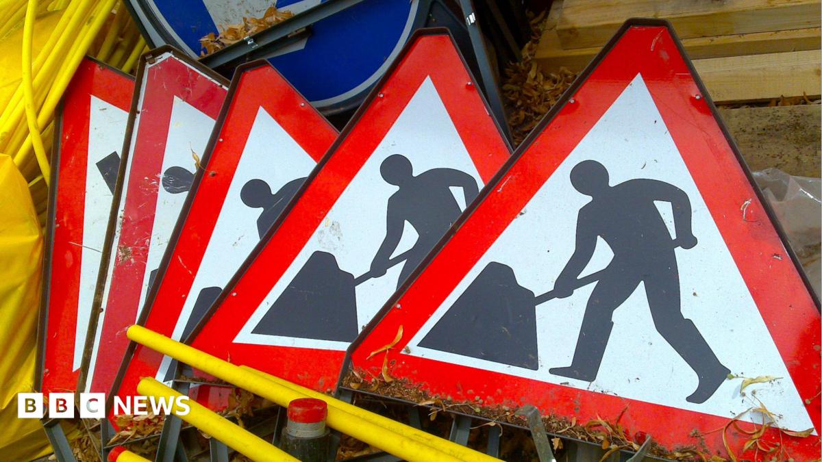 A4 traffic: Months of disruption as key route partially closes - BBC News