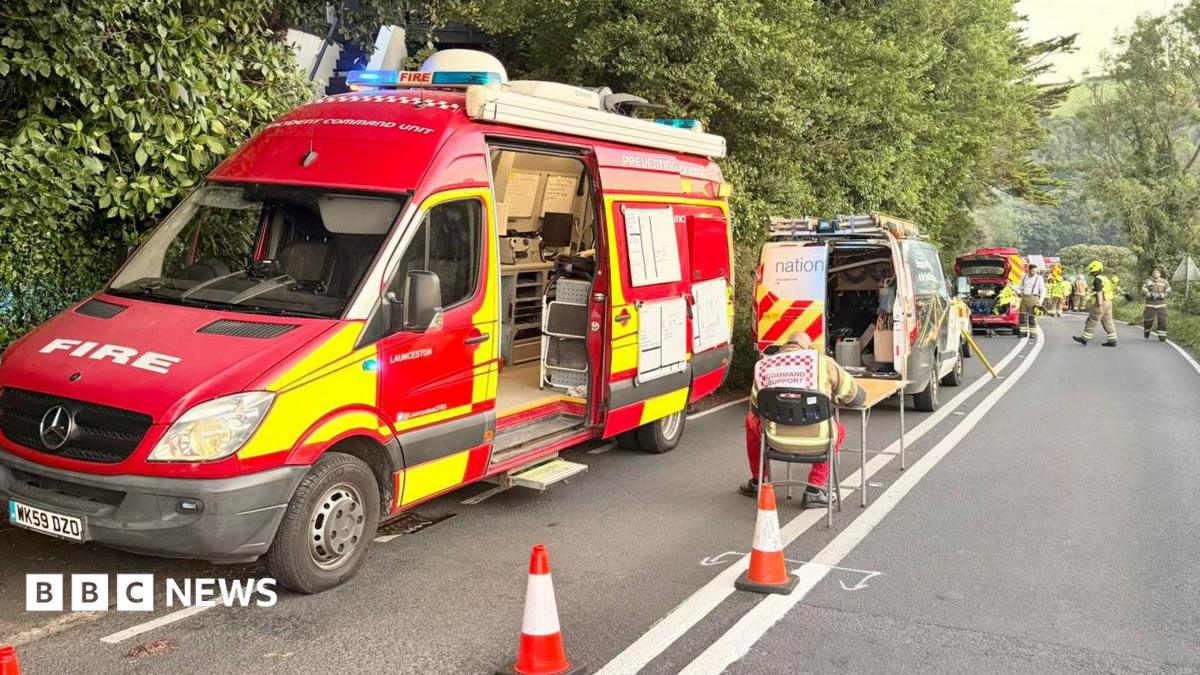 Multiple crews tackle property fire near Polperro - BBC News