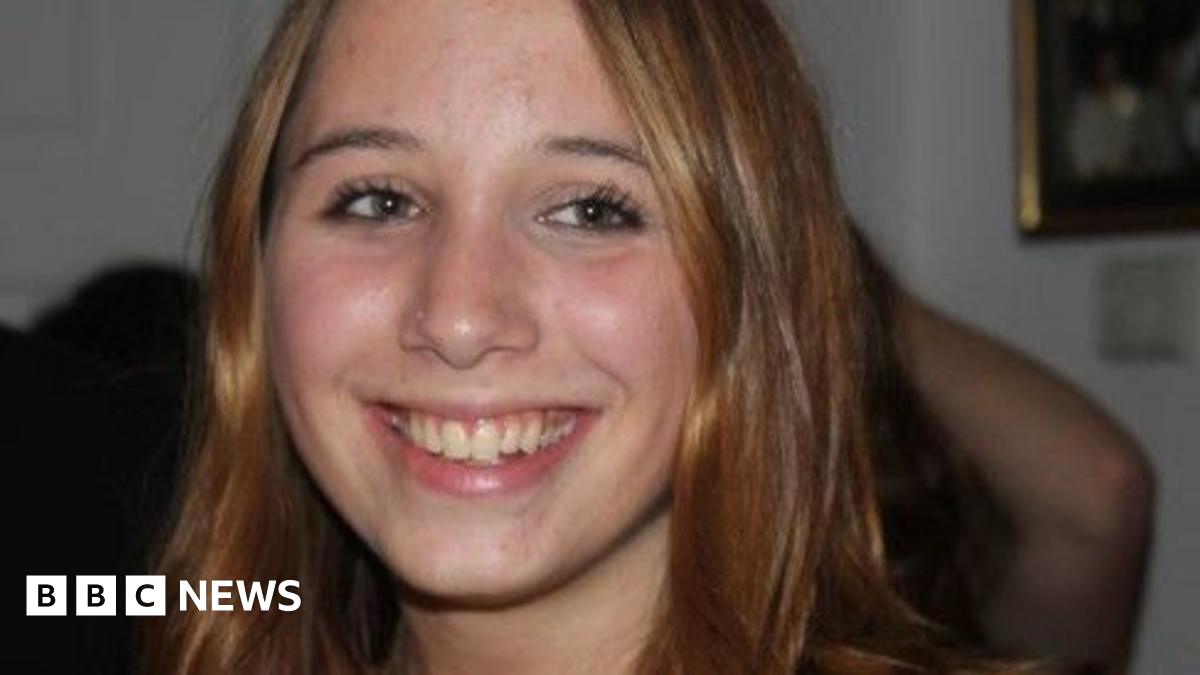 Goodmayes Hospital: Patient distressed before death, court told - BBC News