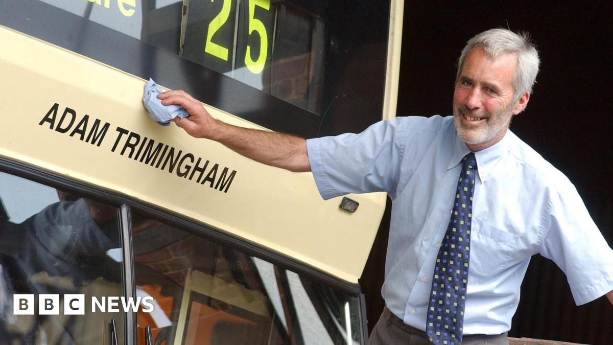 Adam Trimingham: Tributes paid to Argus journalist, 82 - BBC News