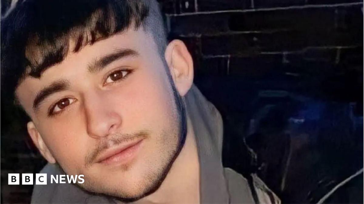 Owen Dunn: 'My son's killers should be named - not protected' - BBC News