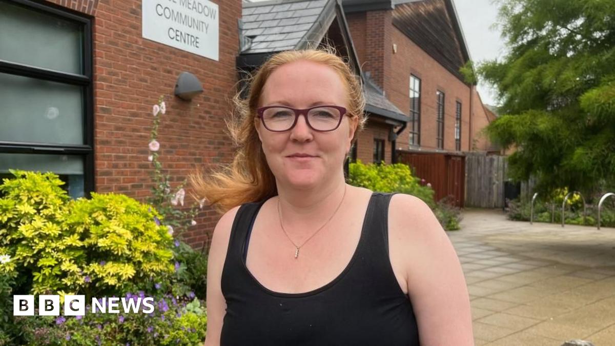 Warwick community centre's ongoing graffiti problem 'frustrating' - BBC ...