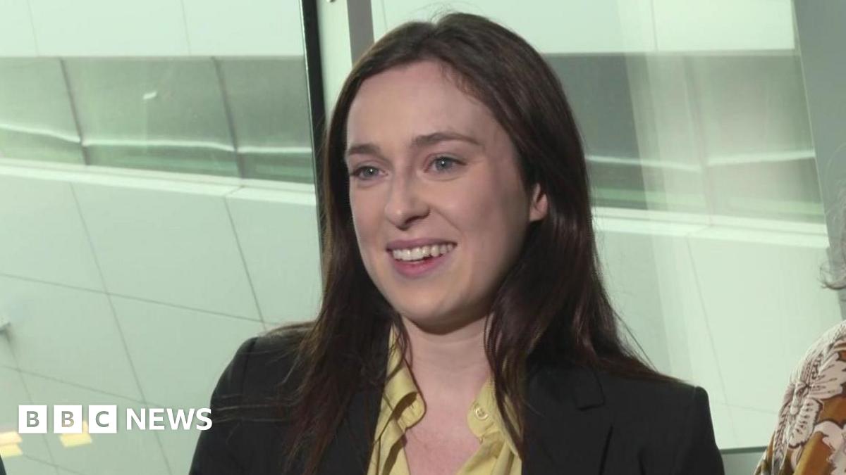Tori Towey returns home to Ireland after Dubai charges dropped - BBC News