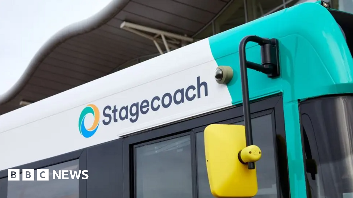 Strike ballot for 500 Stagecoach bus drivers in pay dispute - BBC News