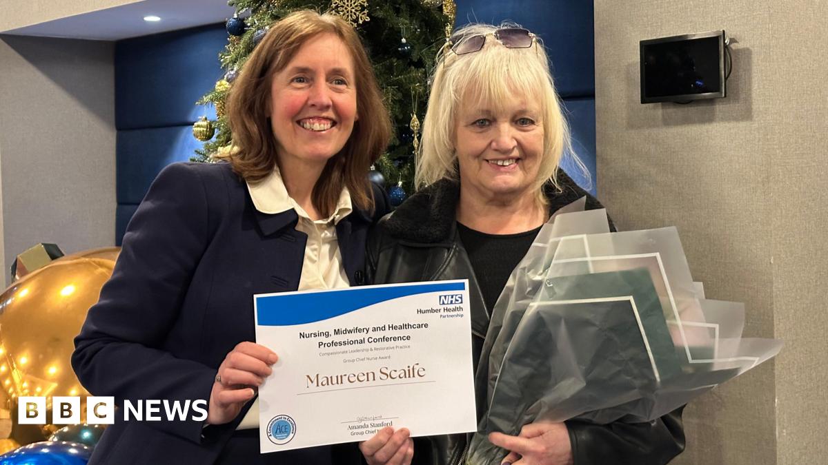 Hull nurse retires after almost six decades in the NHS - BBC News