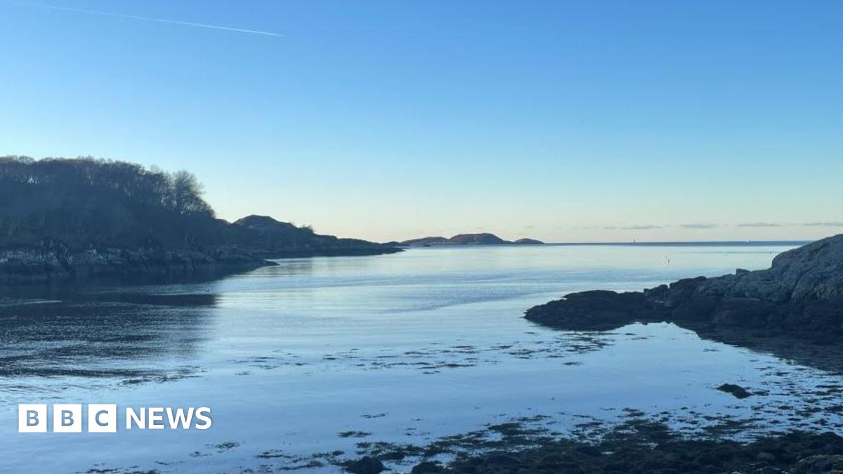 Highland loch searched by coastguard and RNLI after yacht capsizes ...