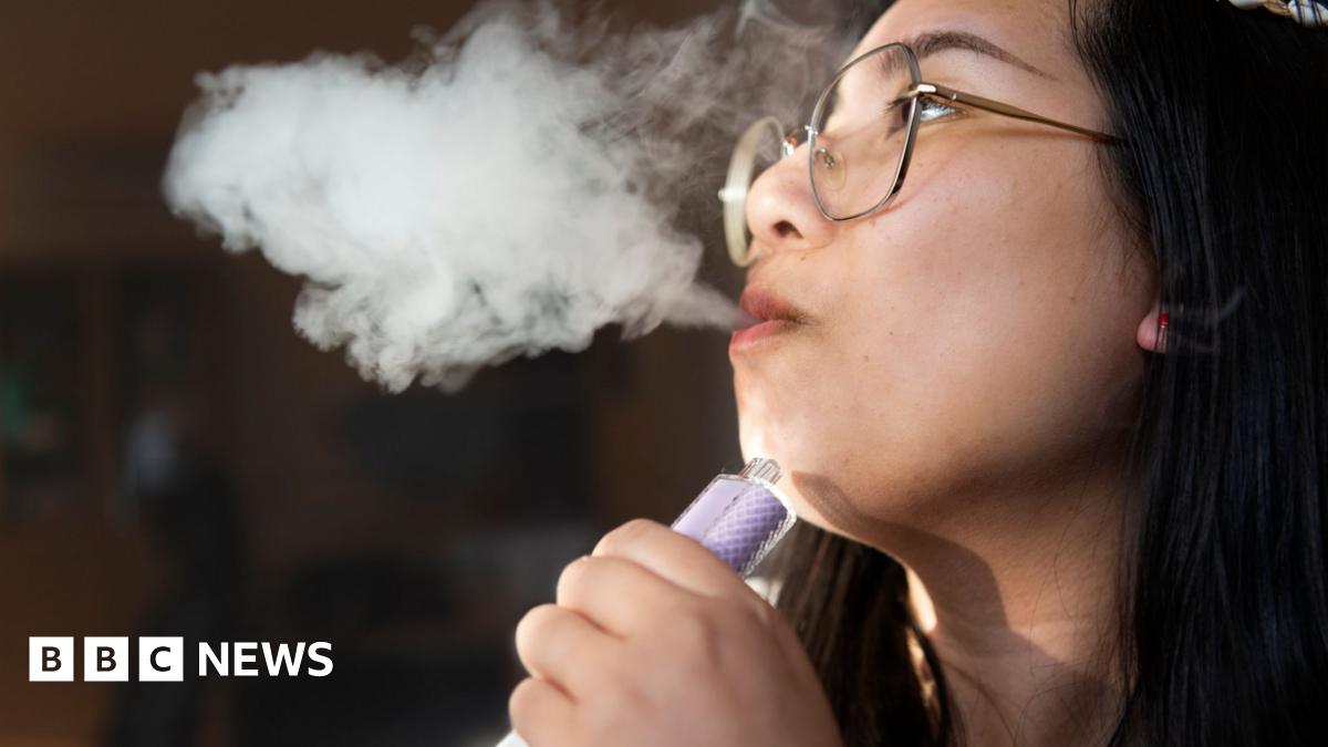 Disposable vapes ban unlikely to reduce appeal, says campaigner - BBC News