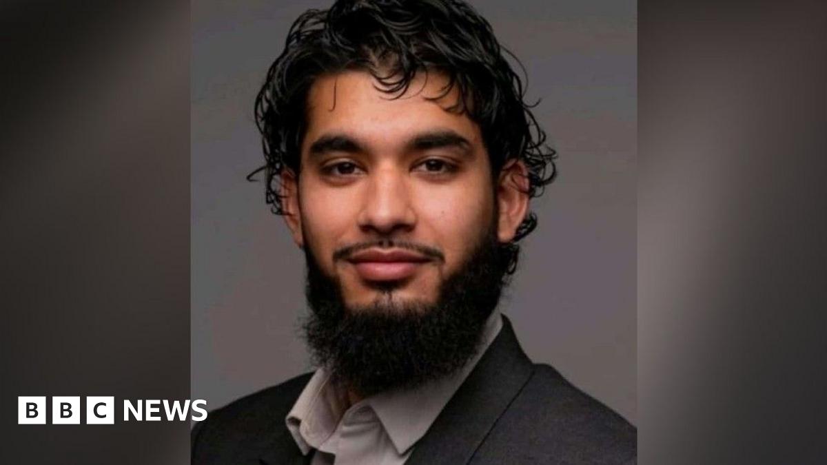 Two teens accused of Luton man's murder set for 2026 trial - BBC News