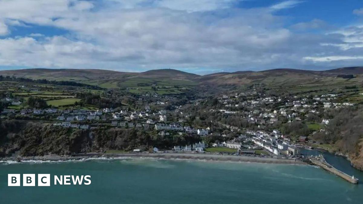 Garff regional sewage treatment plan sessions take place - BBC News