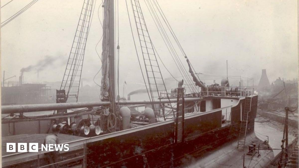 Wreck near planned offshore wind farm site may be WW1 ship - BBC News