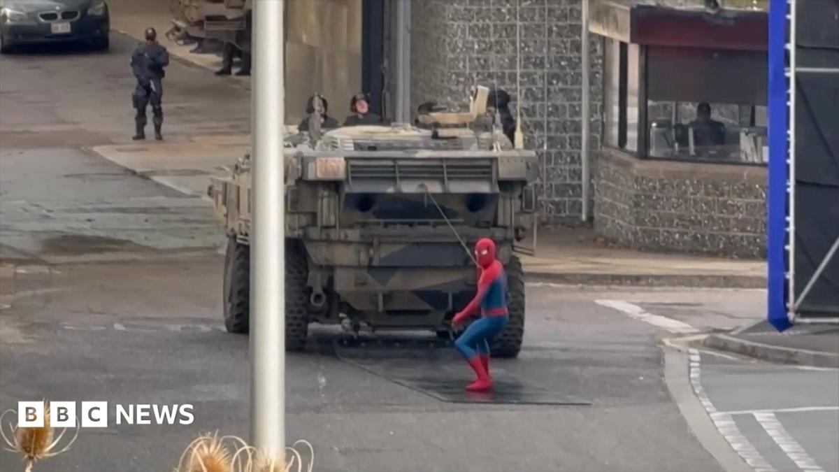 Spider-Man filming in Basingstoke shows superhero in truck scene - BBC News