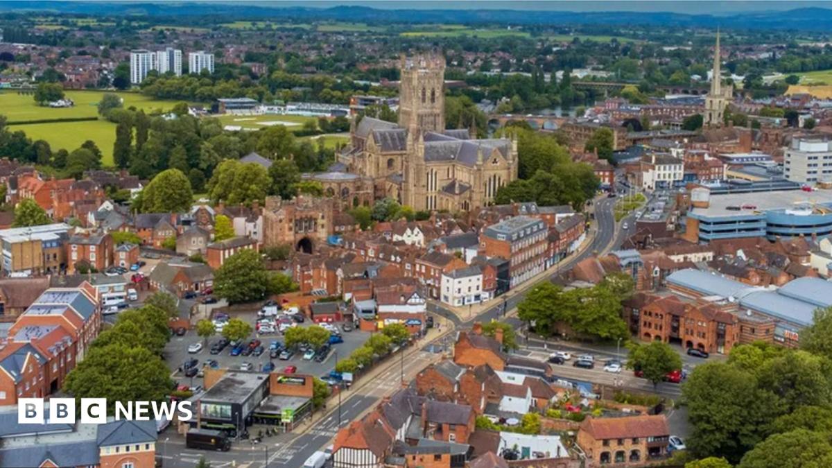 Redditch and Worcester council set to share £10m in levelling-up cash ...