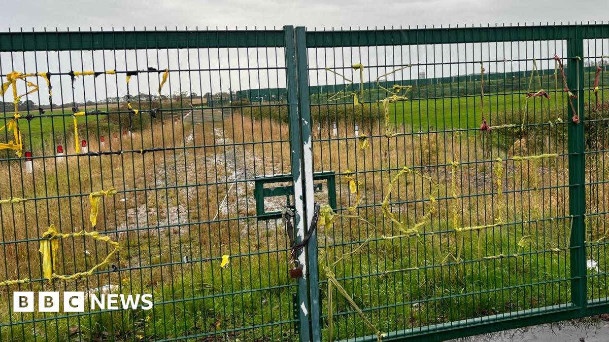 Fylde fracking site decommissioning too slow, neighbours say - BBC News
