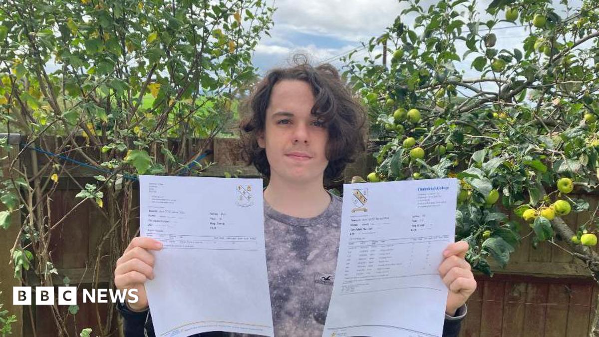 Pupils in Devon and Cornwall open GCSE results - BBC News