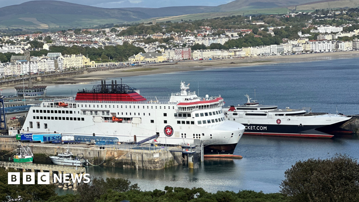 Disruption to Isle of Man passenger ferry sailings to Heysham - BBC News