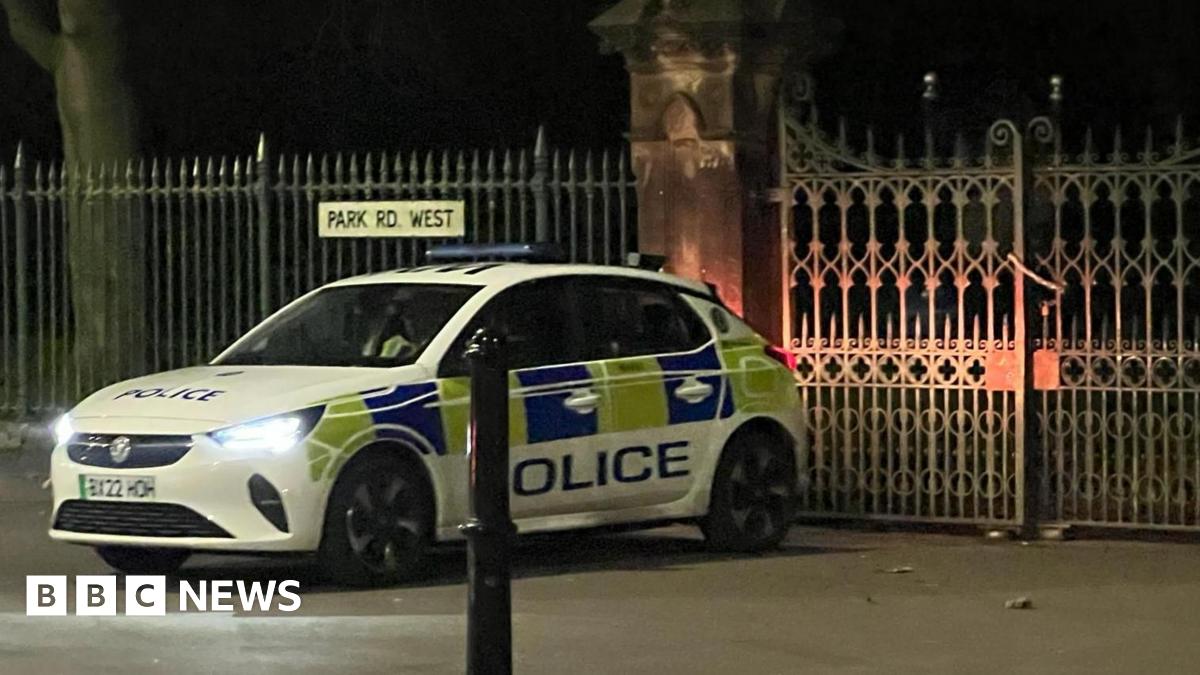 Wolverhampton: Murder investigation after teenager stabbed to death ...