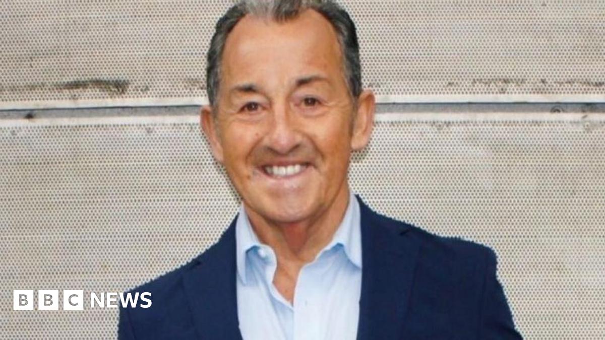 Prince Naseem: Professor’s books inspire Hollywood boxing movie - BBC News