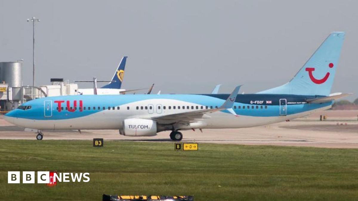 Blunder led to TUI 737 flight being aborted in mid air - BBC News