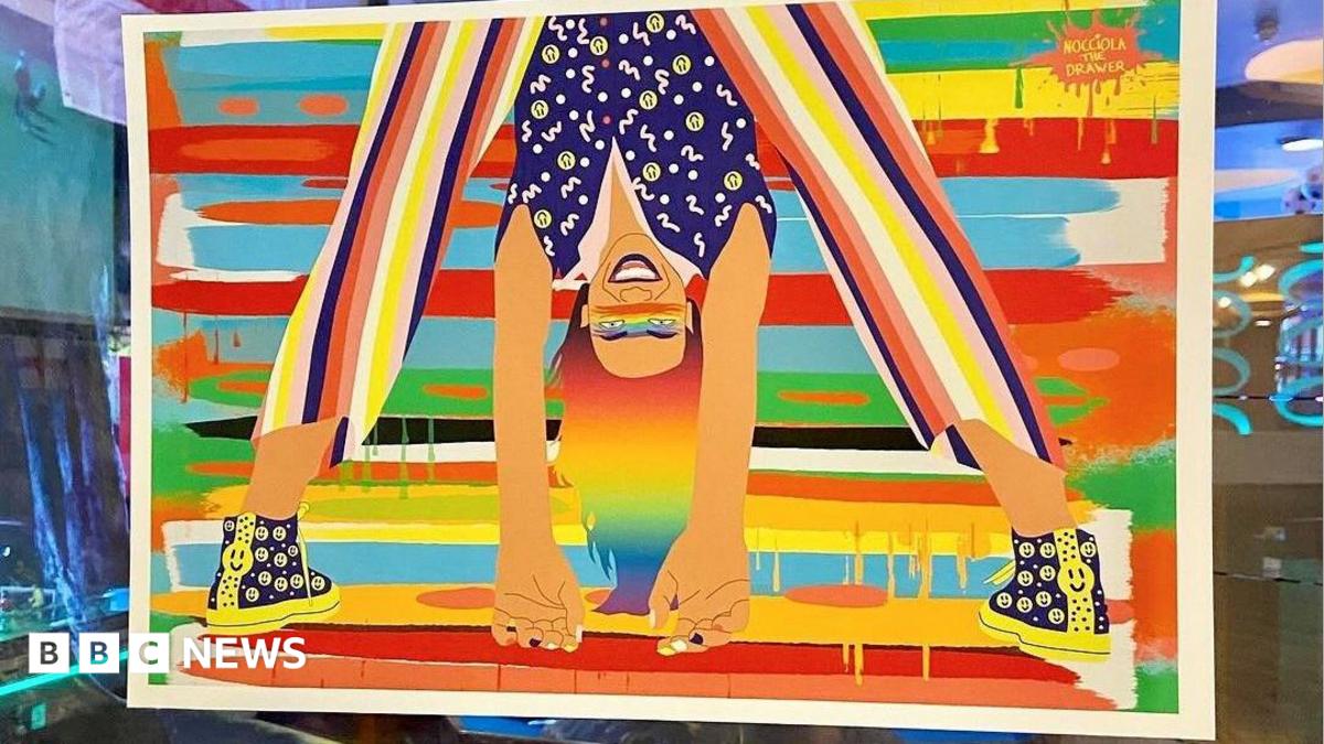 Sunderland art trail showcases city in 'new light' - BBC News