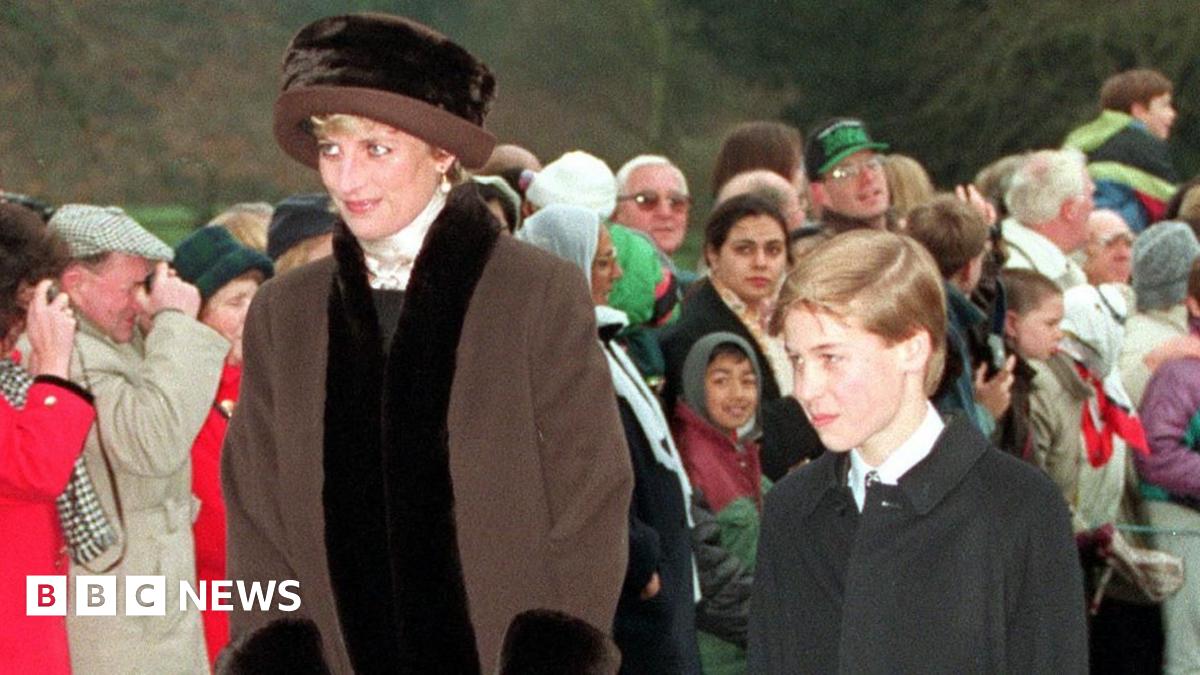 Royal Christmases at Sandringham - a look back - BBC News