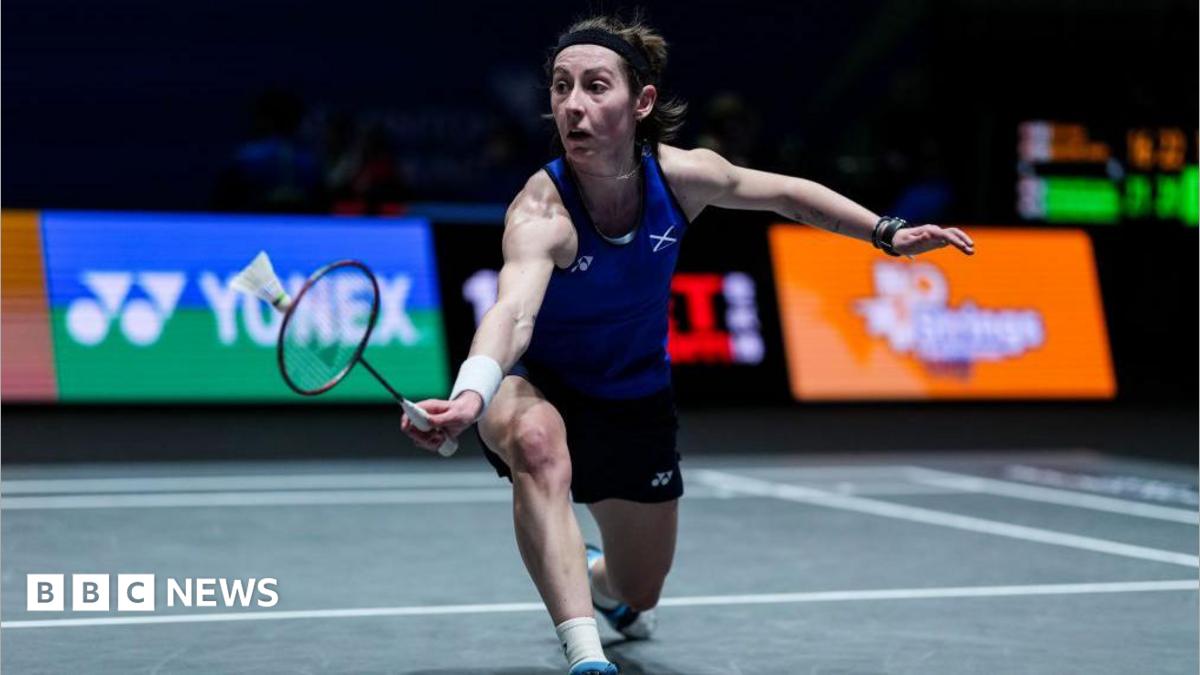 Scots badminton star who took period break has penalty removed - BBC News