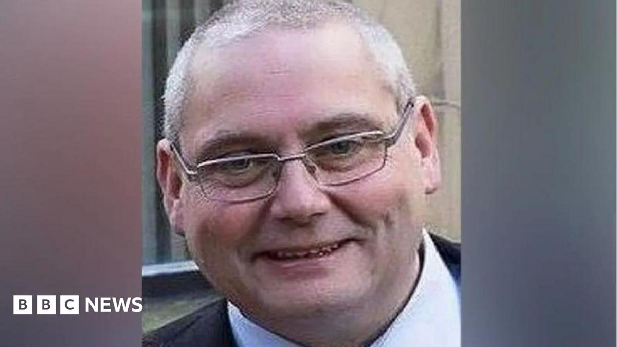 XL bully 'just turned on man' before fatal mauling - BBC News