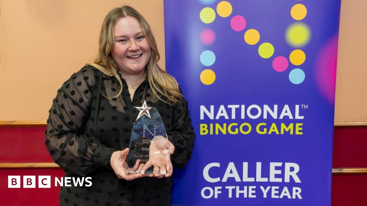 Ipswich woman, 21, wins National Game Bingo Caller of the Year - BBC News