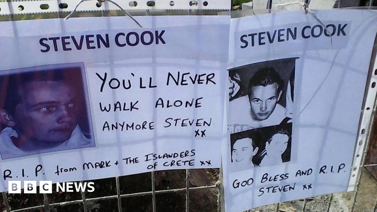 Murder charge 20 years after Steven Cook goes missing in Crete - BBC News