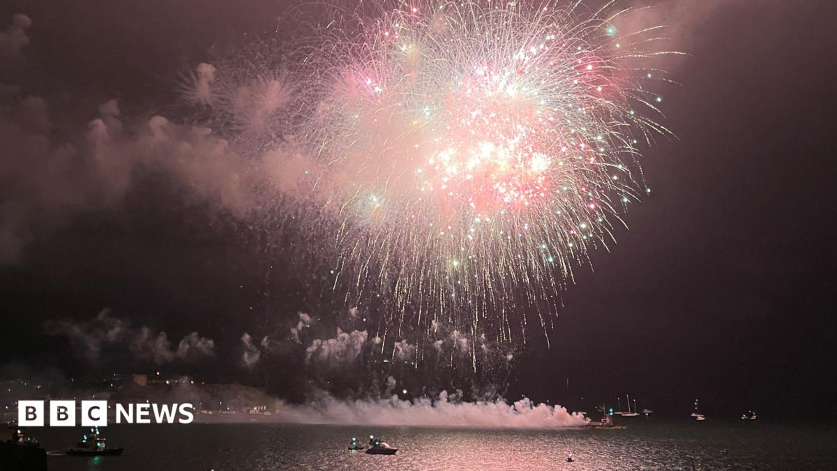 Winners of Plymouth's national fireworks championships changed - BBC News