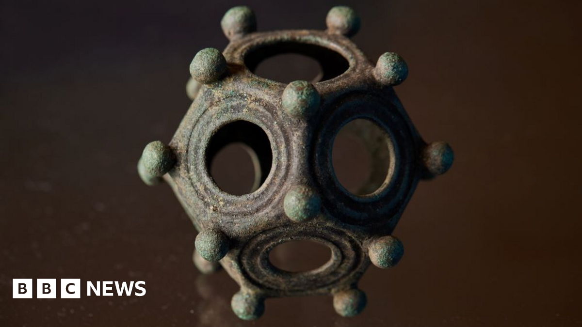 'Mysterious' Roman artefact to go on show in Nottingham - BBC News