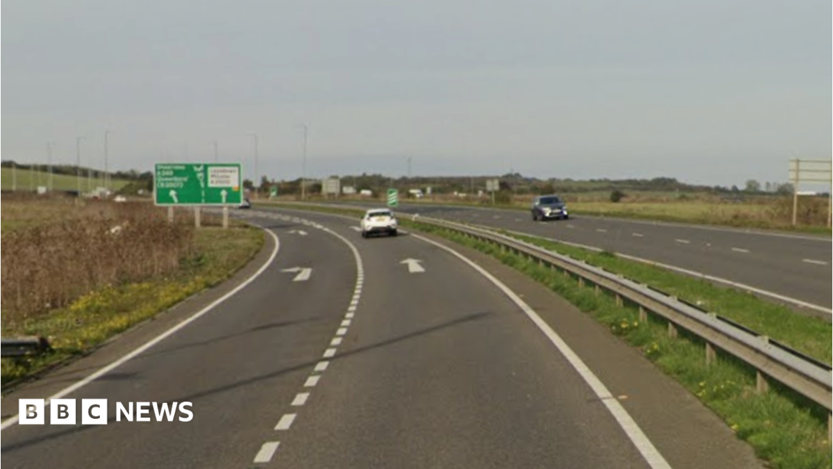 Fatal A249 crash in Sheppey sparks renewed police appeal - BBC News