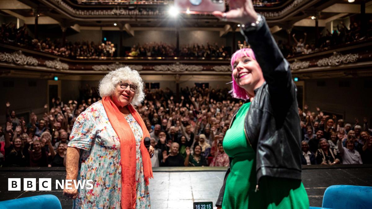 Bradford Literature Festival: Record ticket sales for latest year - BBC ...