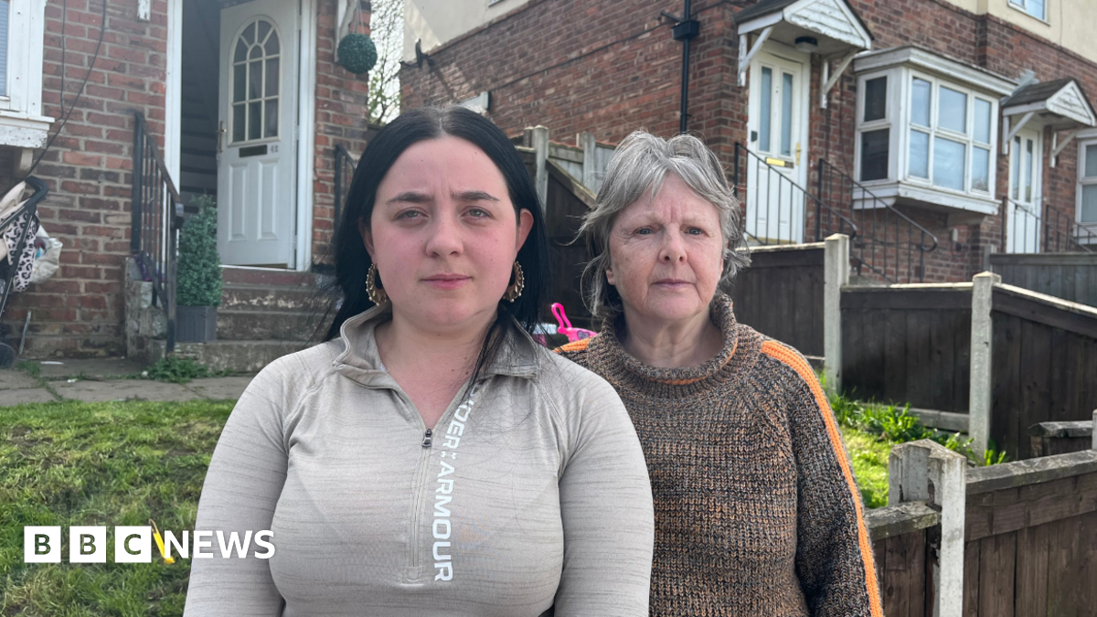 Stockton woman losing sleep over rats under floorboards - BBC News