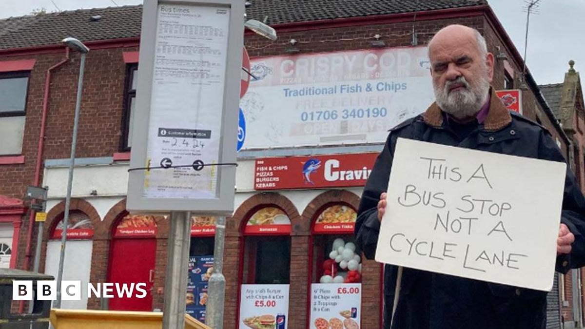 Blind man says new Castleton cycle lanes are 'dangerous' - BBC News