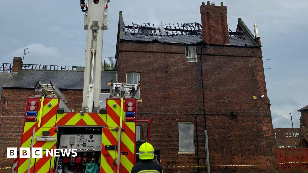 Crews tackle fire at old bail house in Middlesbrough's South Bank - BBC ...