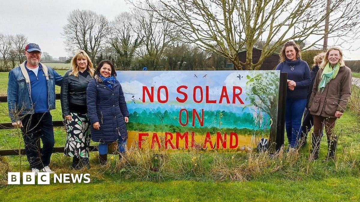Hatton solar farm approved on appeal after 378 objections - BBC News