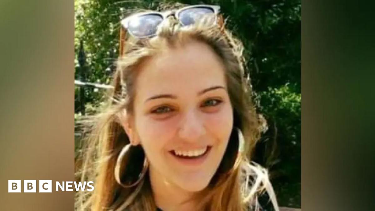 Daniela Espirito Santo died during police call to report partner - BBC News