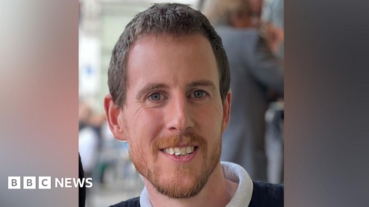 More time for suspects after PC Christopher Miller "hit-and-run" - BBC News
