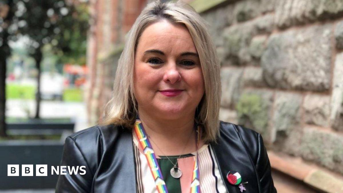 Derry: Women are scared after recent attacks, councillor says - BBC News