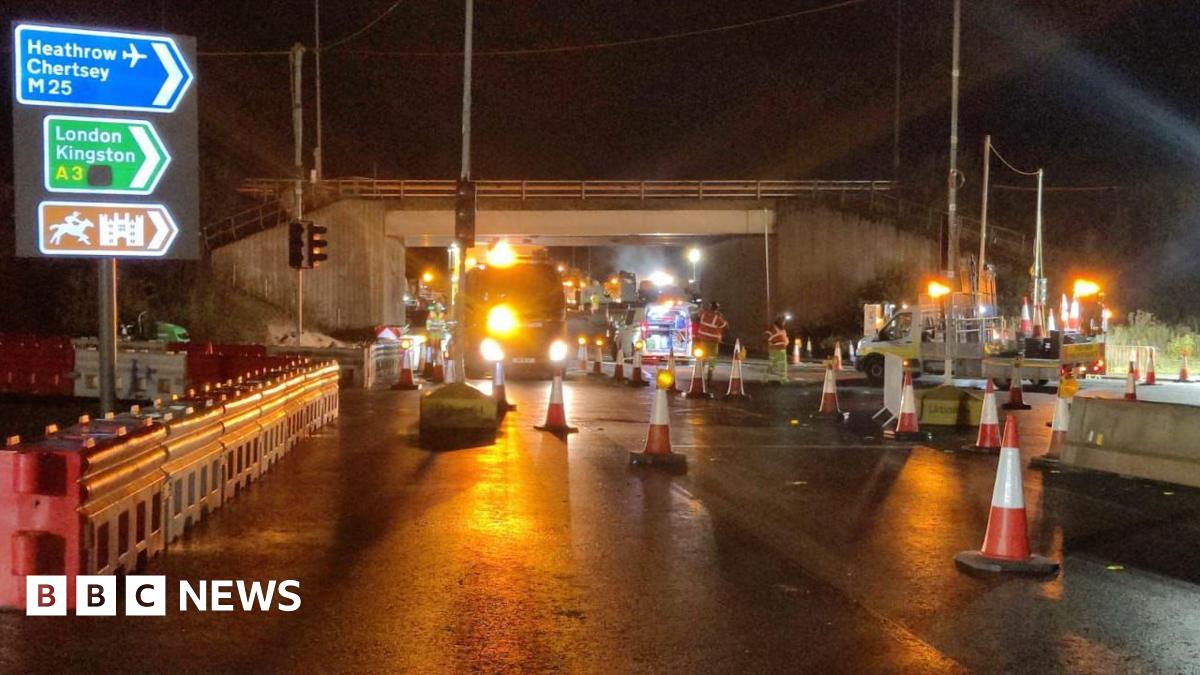 M25: Slip roads reopen after weekend closure - BBC News
