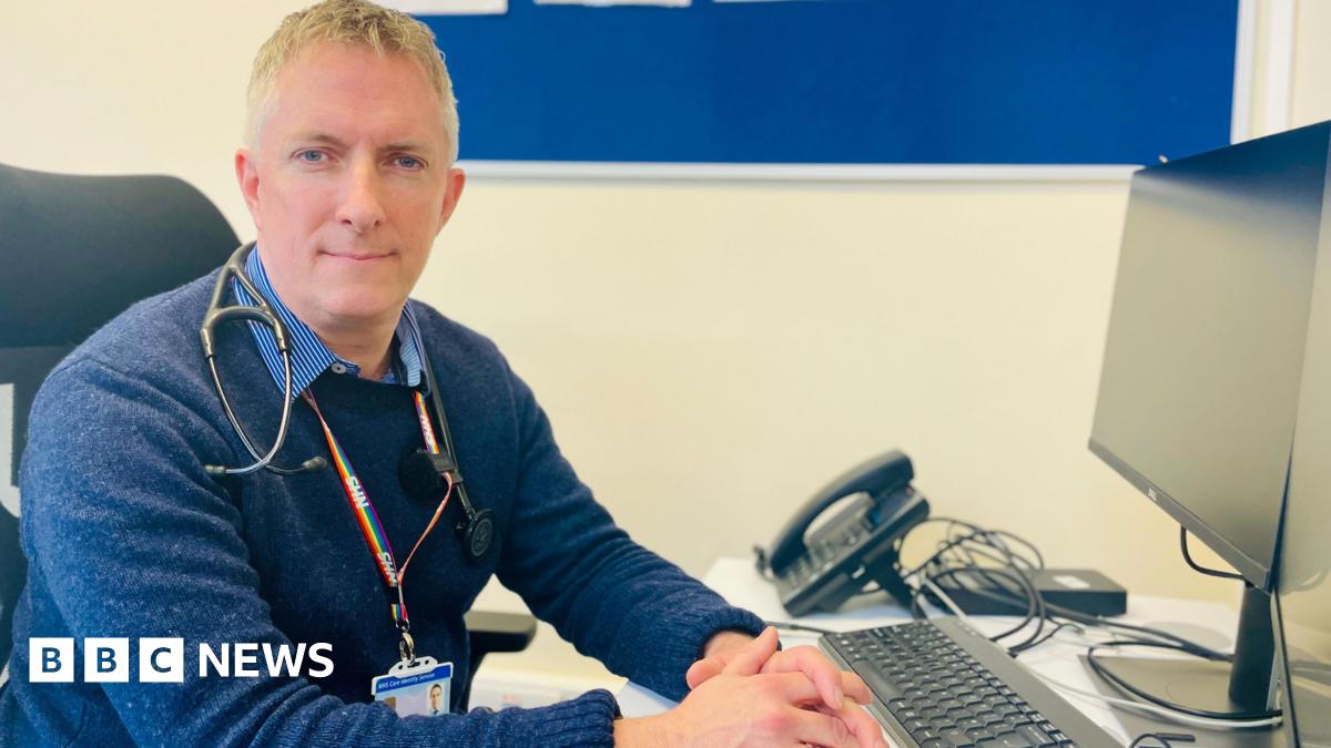 Sussex GP surgeries deliver record number of appointments - BBC News