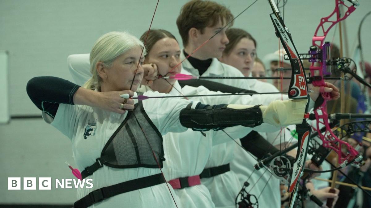 Sittingbourne: Archery teacher named BBC South East's Unsung Hero - BBC ...