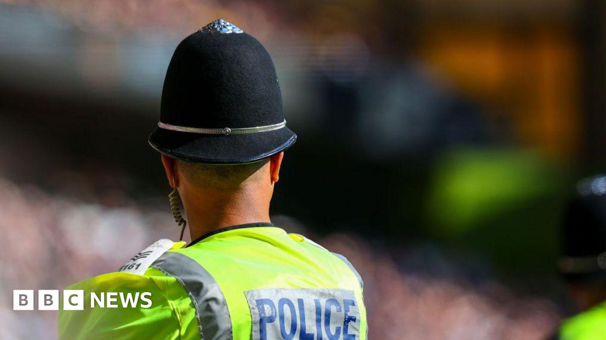 West Midlands Police Federation chair on 'risk averse' officers - BBC News