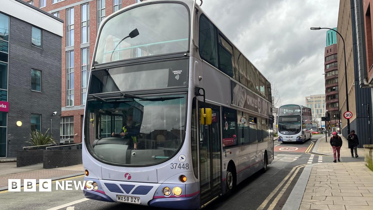 South Yorkshire buses: Mayor announces public consultation on franchising - BBC News