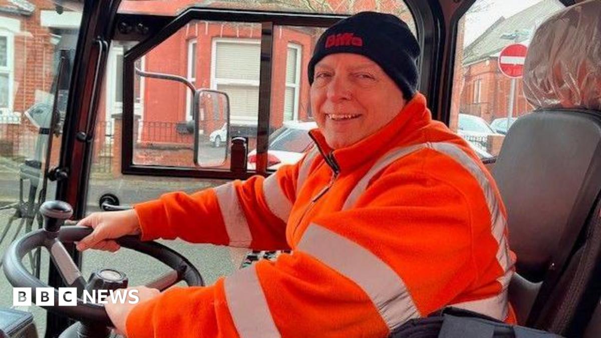Manchester road sweeper keeps streets safe and tidy for 43 years - BBC News