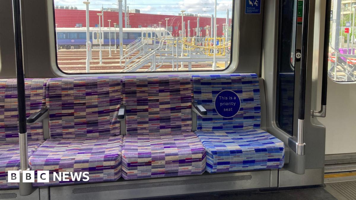 Transport for London lacking depth on accessibility, says report - BBC News