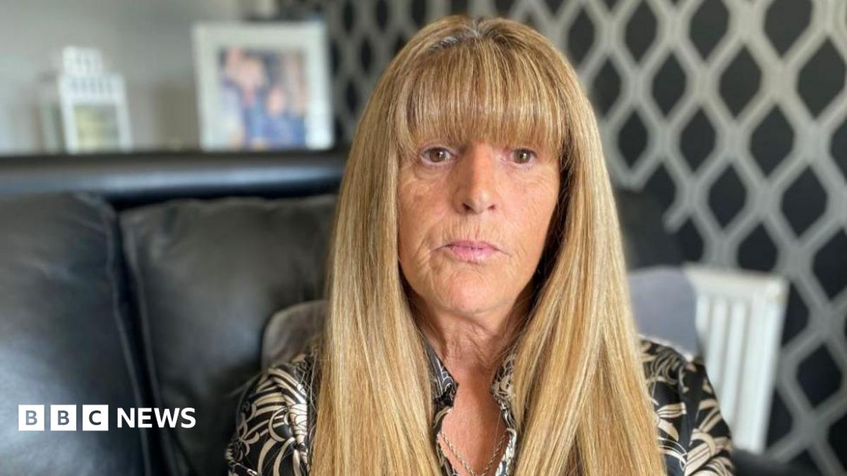 Tyrone Clark: Murdered teen's mum wants changes to parole system - BBC News