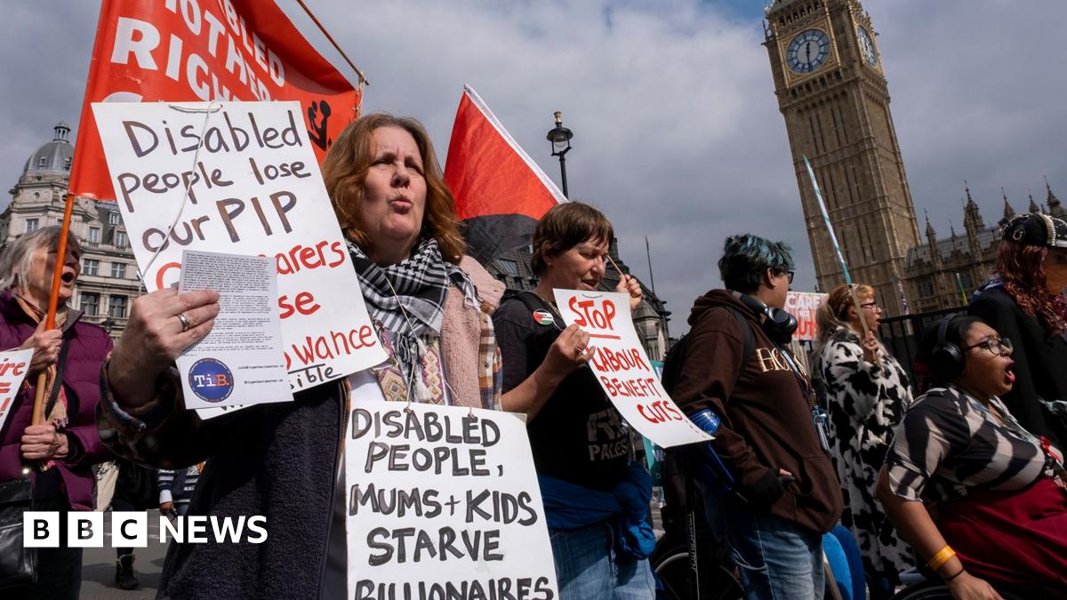 More Labour MPs join benefit revolt despite ministers' appeals - BBC News