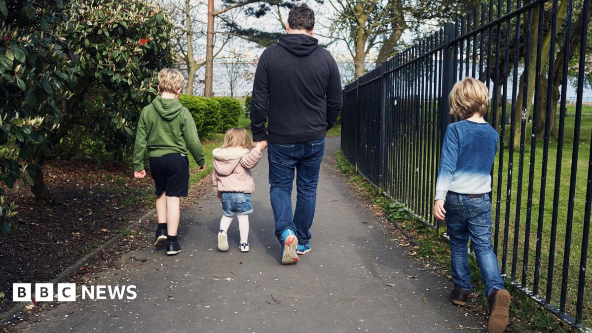 Pressure growing to scrap two-child benefit limit - BBC News