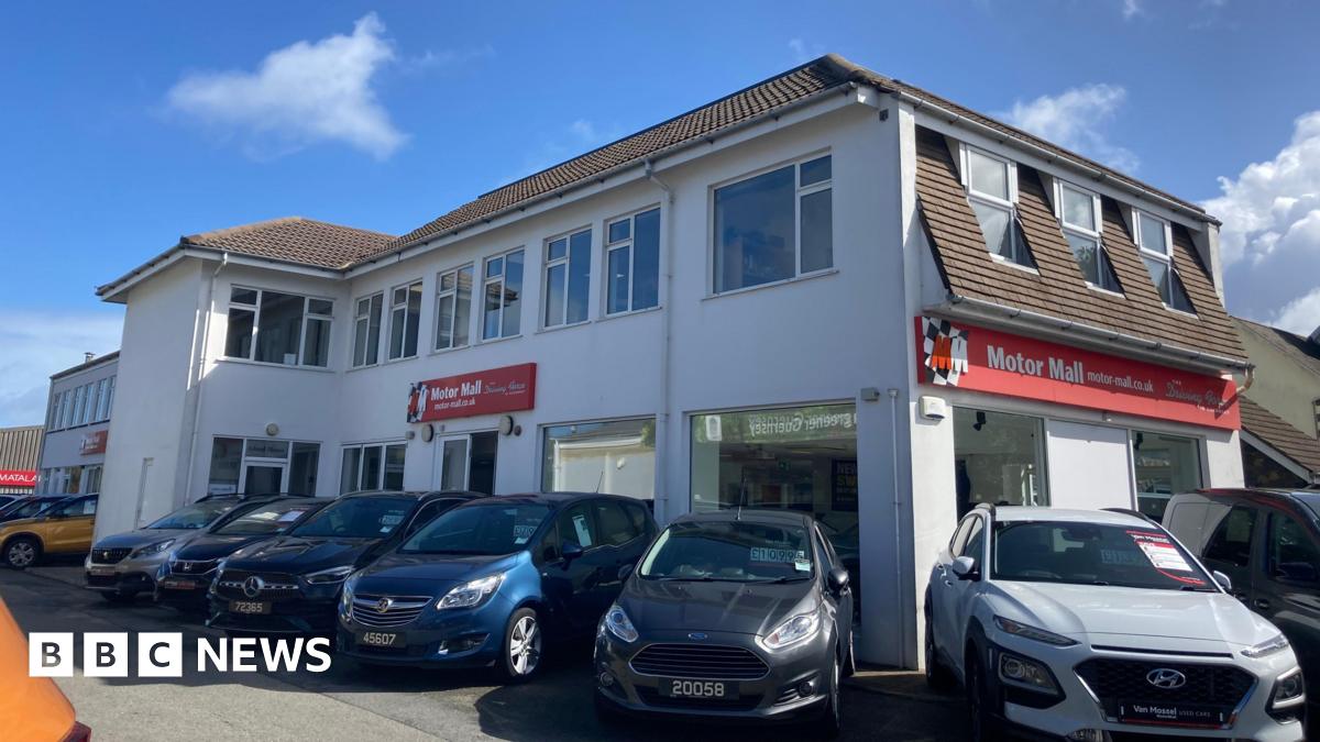St Martin car showroom granted permission to be turned into an Iceland ...